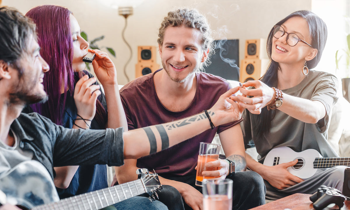 420 Sale on Smoking Products - Save Big on Pipes, Dab Straws – White ...